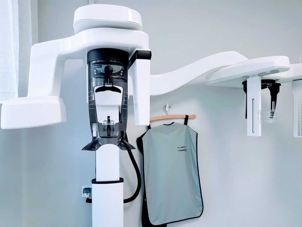 Rentgen stomatologiczny, RTG zębów Pabianice - Diadentica